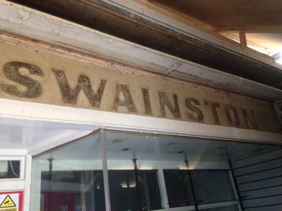 About Us – Mr Swainstons